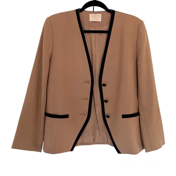 Pendleton | Jackets & Coats | Vtg Pendleton Virgin Wool Blazer Tan ...